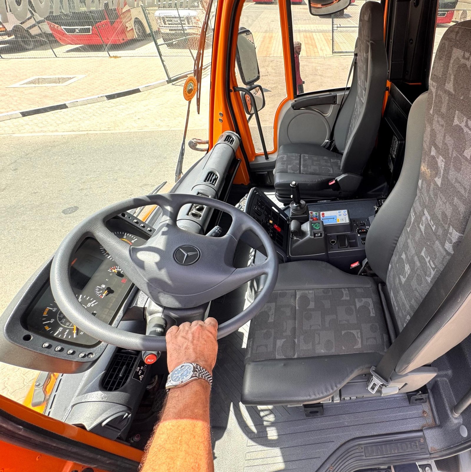 MERCEDES UNIMOG U500 MODEL 2014 – Zadran Trucks
